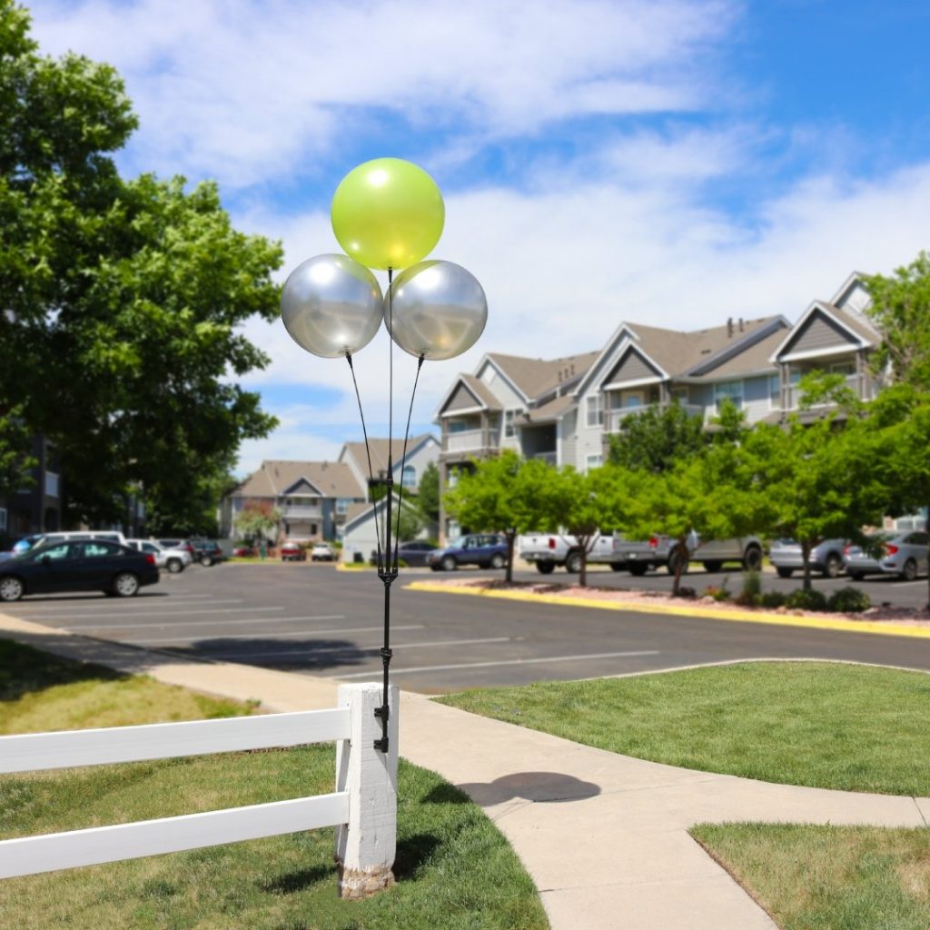 Upper/Lower Triple Cluster Balloon Pole Kit - Reusable Balloon, No Helium